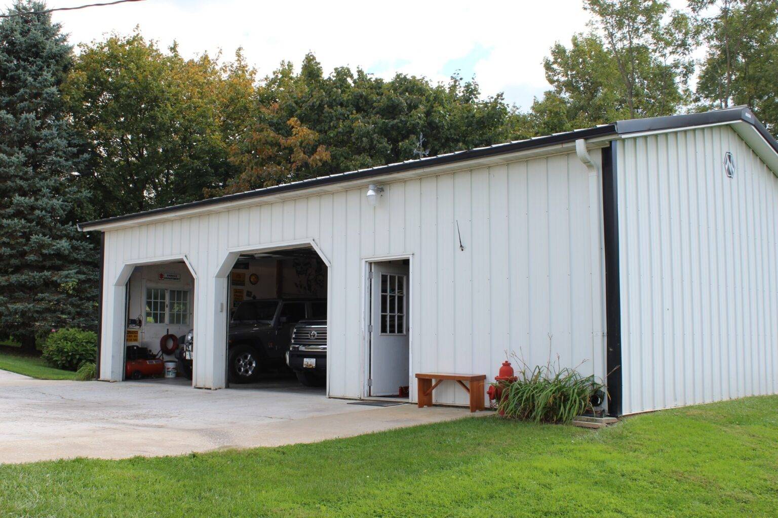 Racers Den: The Busted Knuckle Garage - Garage Style Magazine